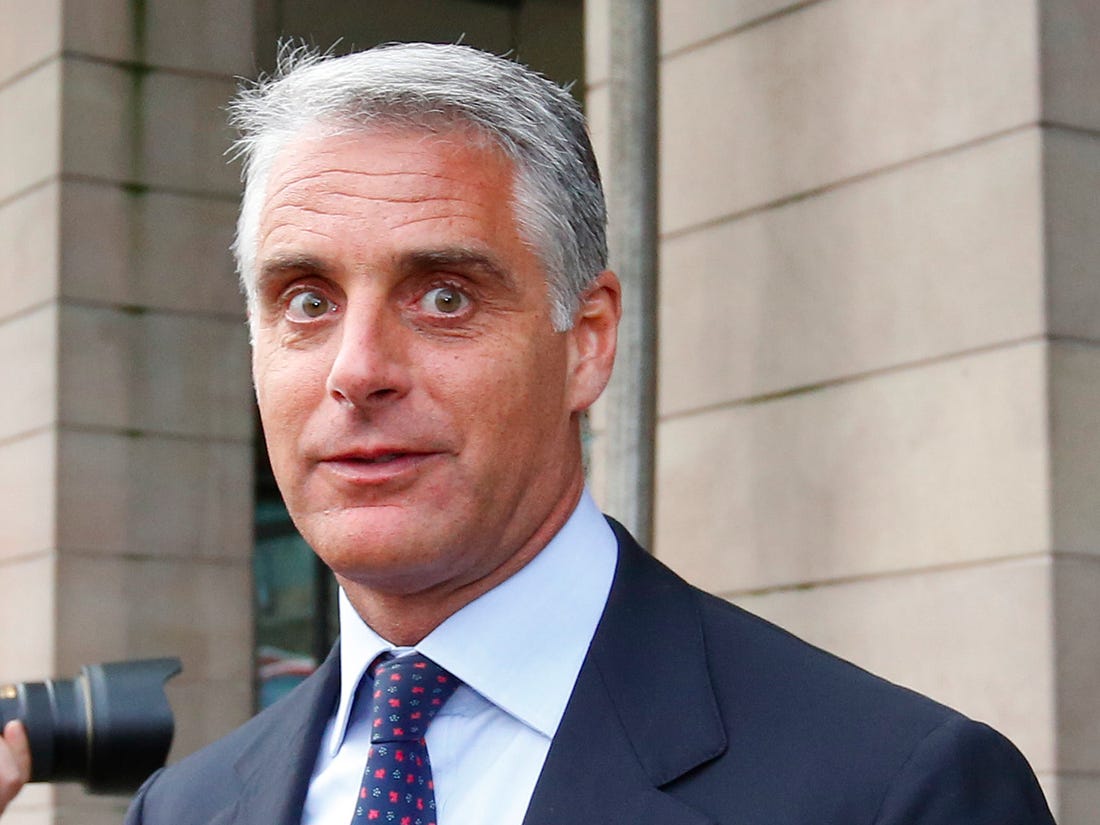 Il banchiere dei matrimoni nuovo Ad di Unicredit: ritratto di Andrea ...