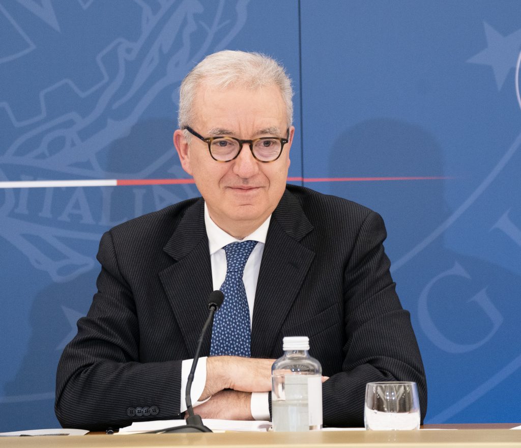Sicurezza, Mantovano: «L'Africa è cruciale. Perciò il Piano Mattei»
