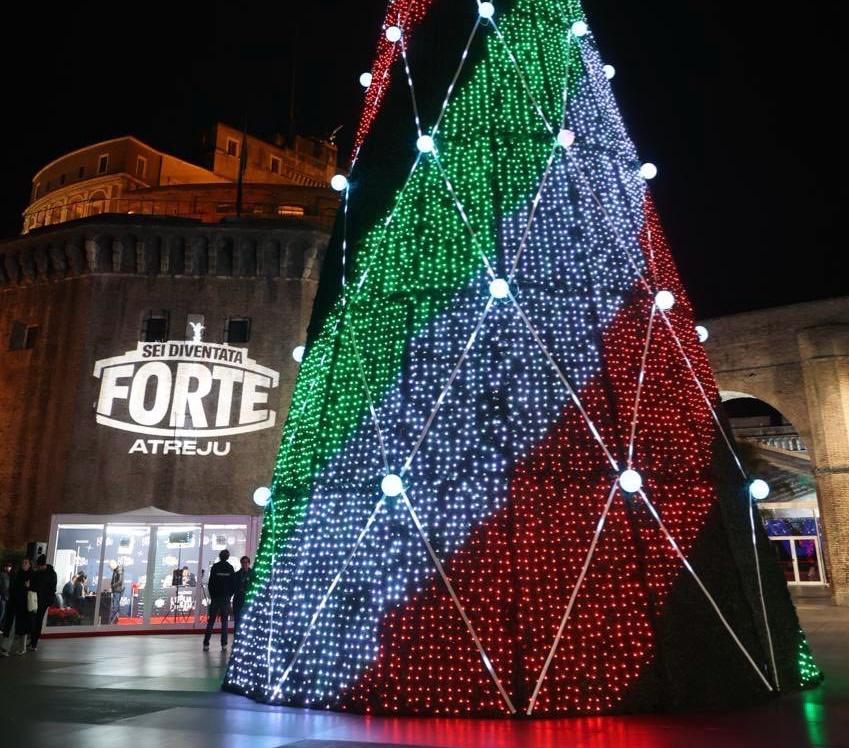 Atreju, la destra si prende la scena tra ritorni eccellenti e vuoti ...